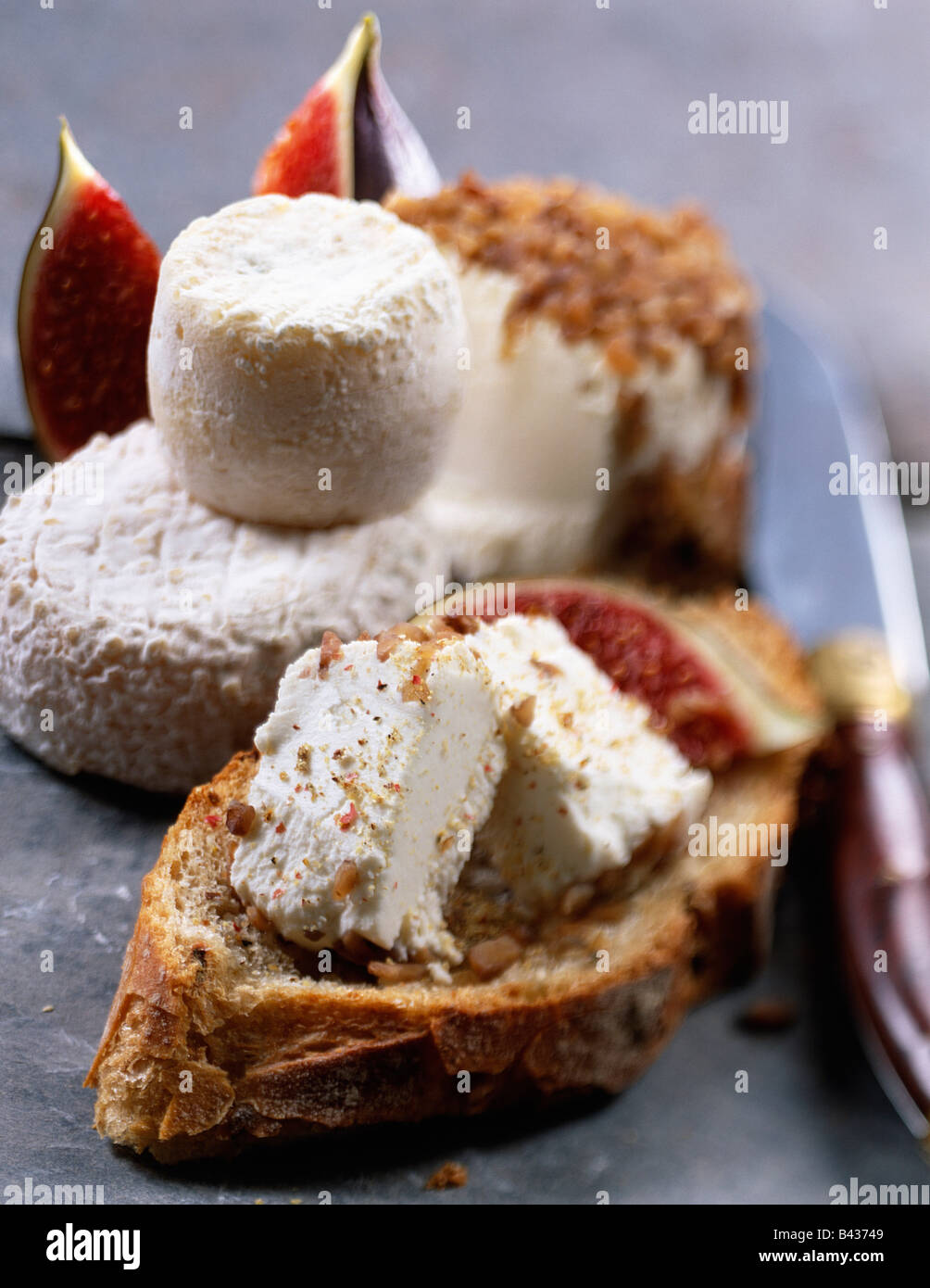 goat cheese and fresh figs on bread Stock Photo - Alamy