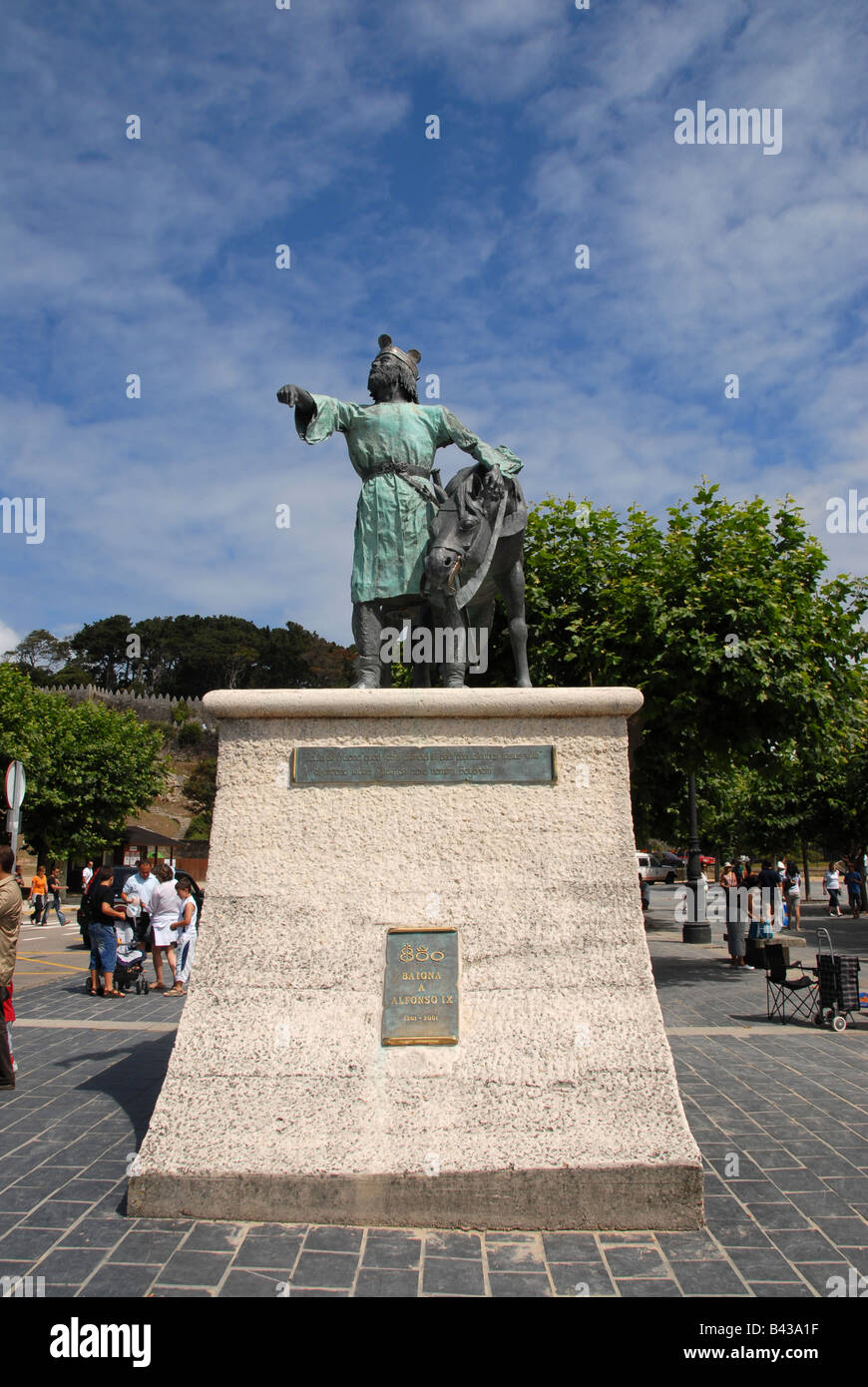 Statue of King Alfonso IX Bayona Baiona near Vigo Spain Stock Photo - Alamy