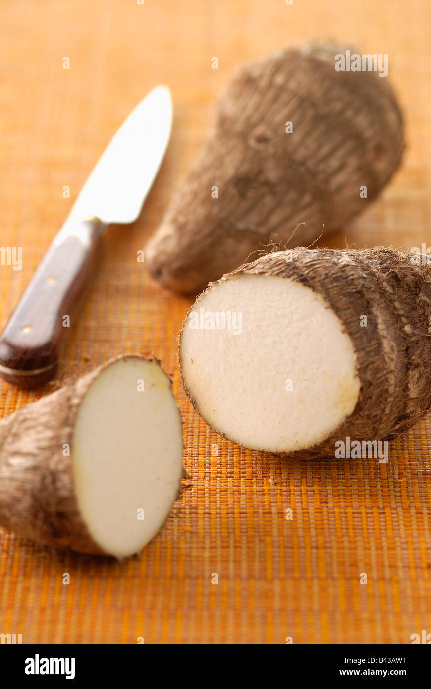 Taro root hi-res stock photography and images - Alamy