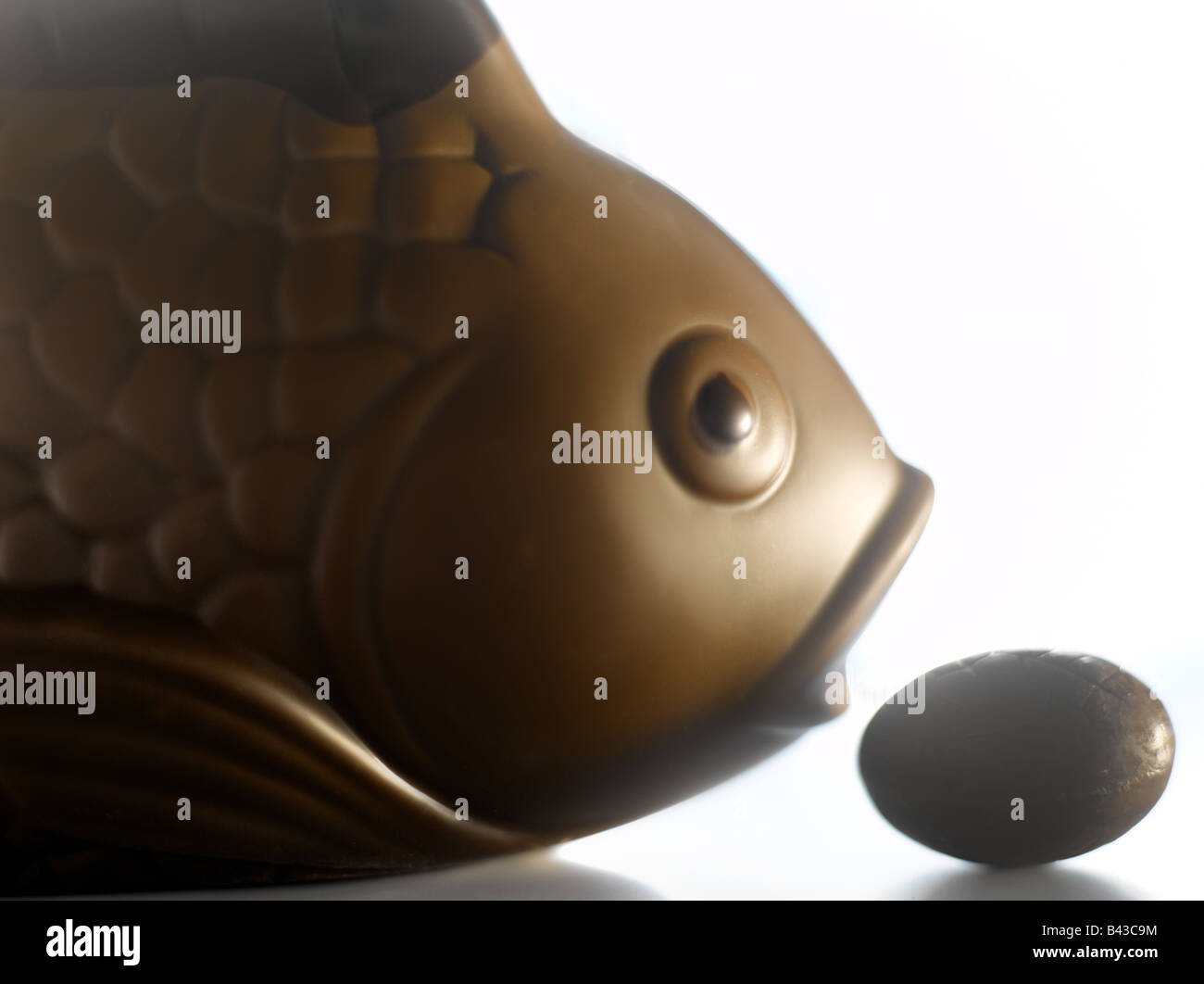 Dark chocolate fish hi-res stock photography and images - Alamy