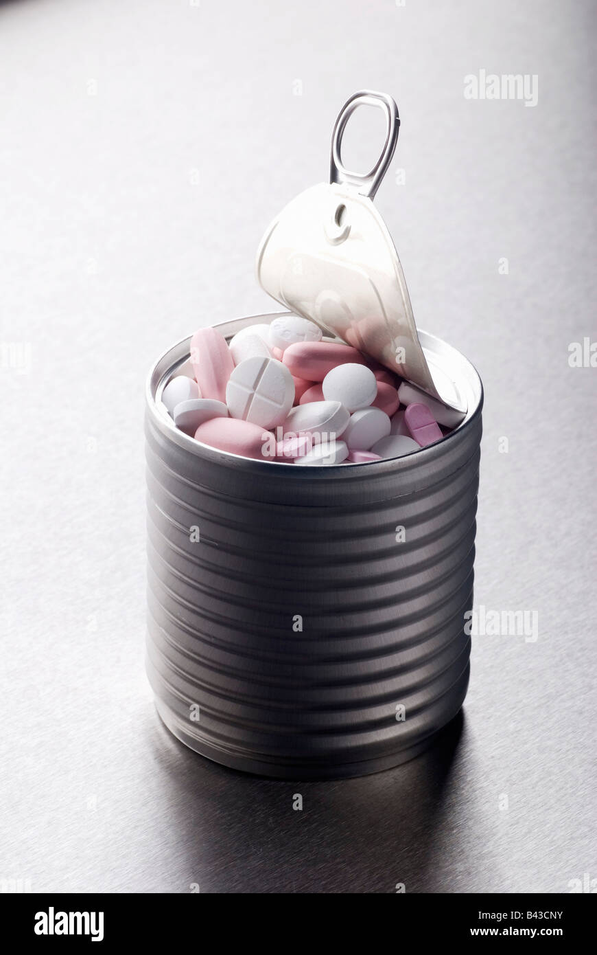 can of medecine pills Stock Photo - Alamy