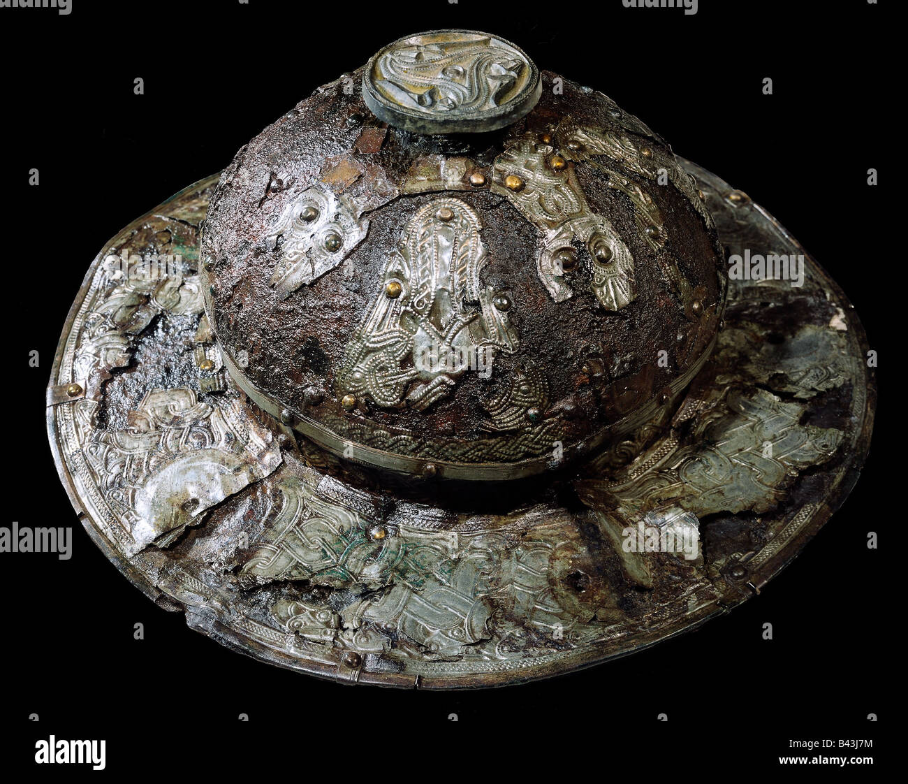 Gold buckler hi-res stock photography and images - Alamy