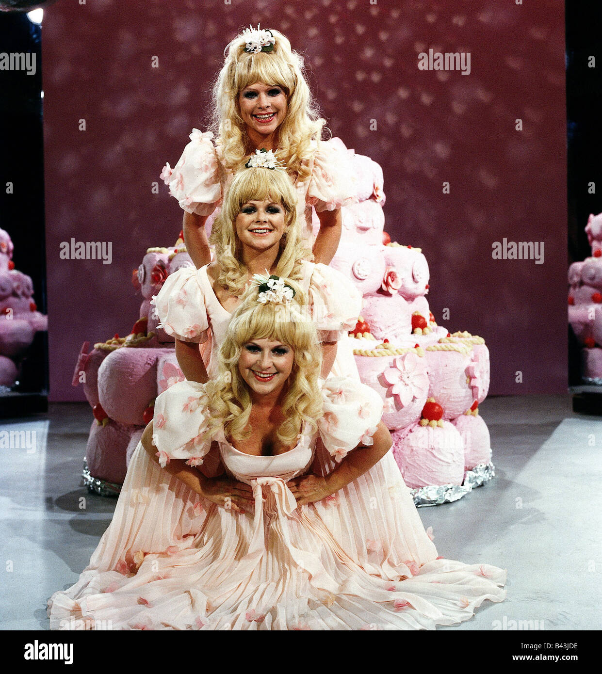 Tv music stage hi-res stock photography and images - Alamy