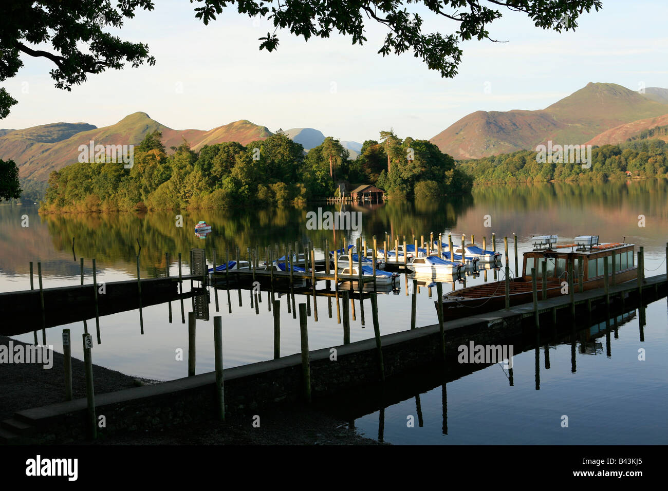 Keswick water mountain hi-res stock photography and images - Alamy