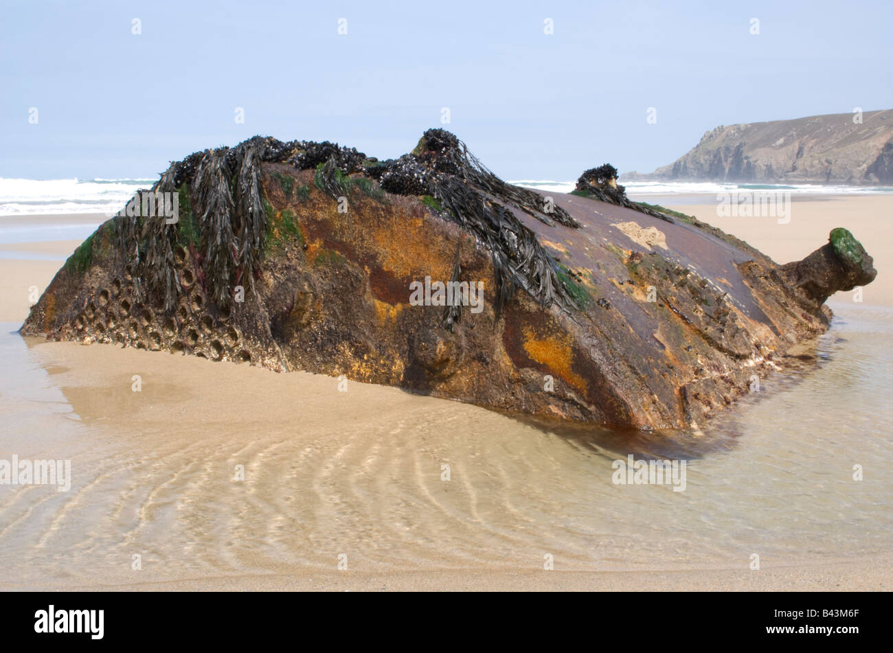 Ships boiler hi-res stock photography and images - Alamy