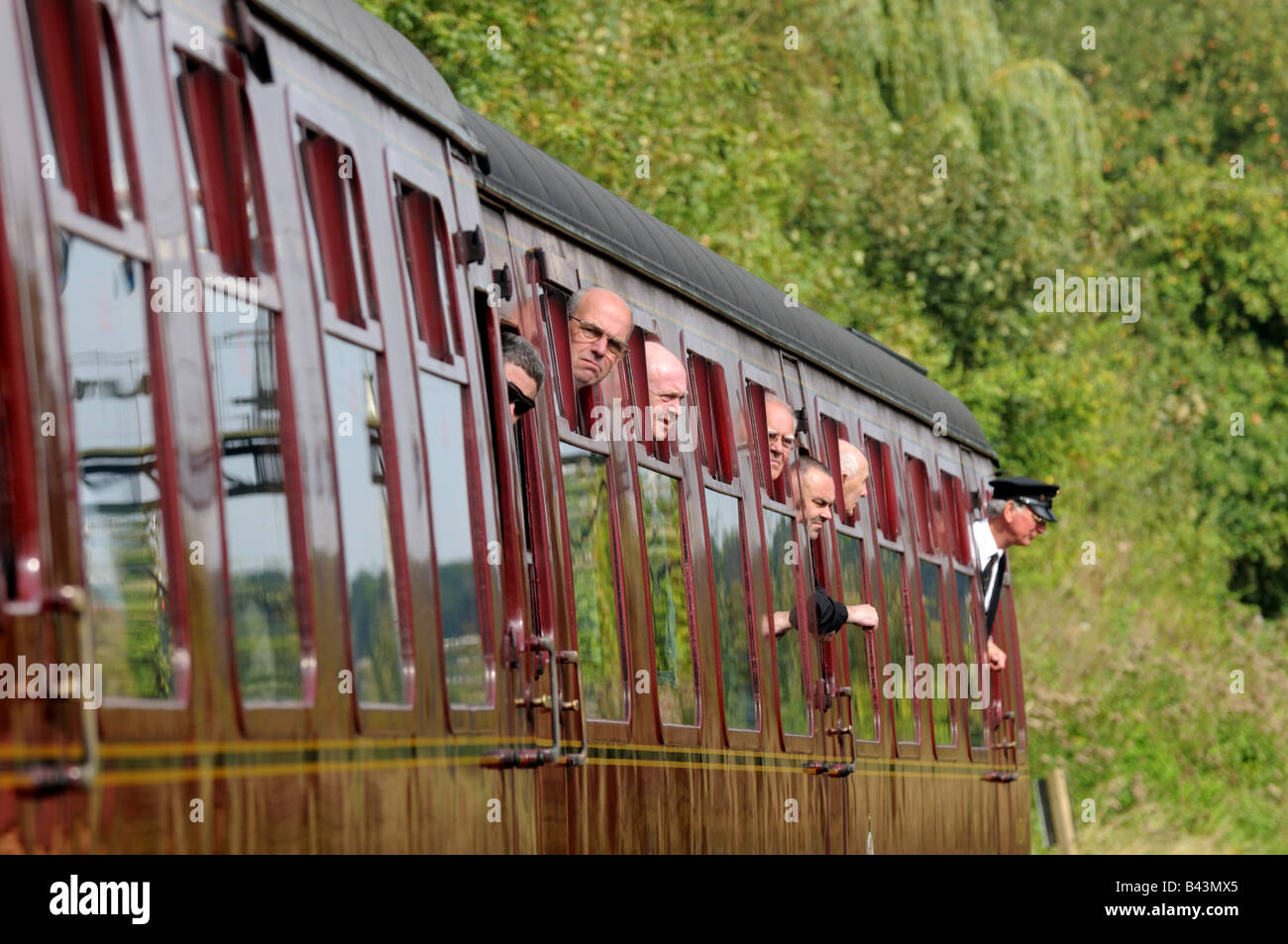 Carriages pulling into Hampton Loade station on the Severn Valley ...