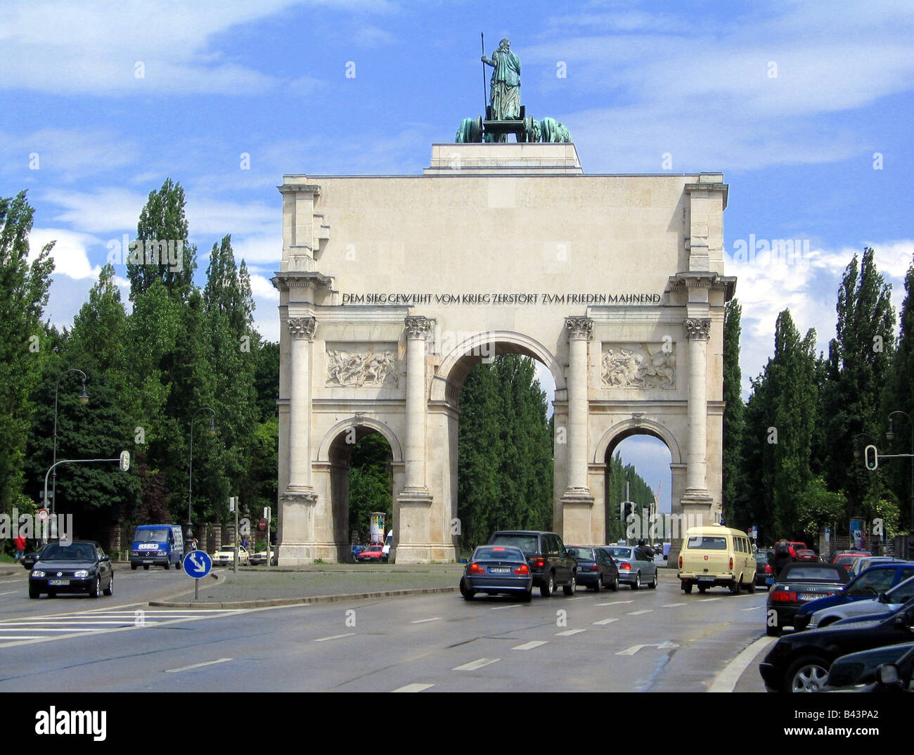 Geography travel germany munich gates hi-res stock photography and ...