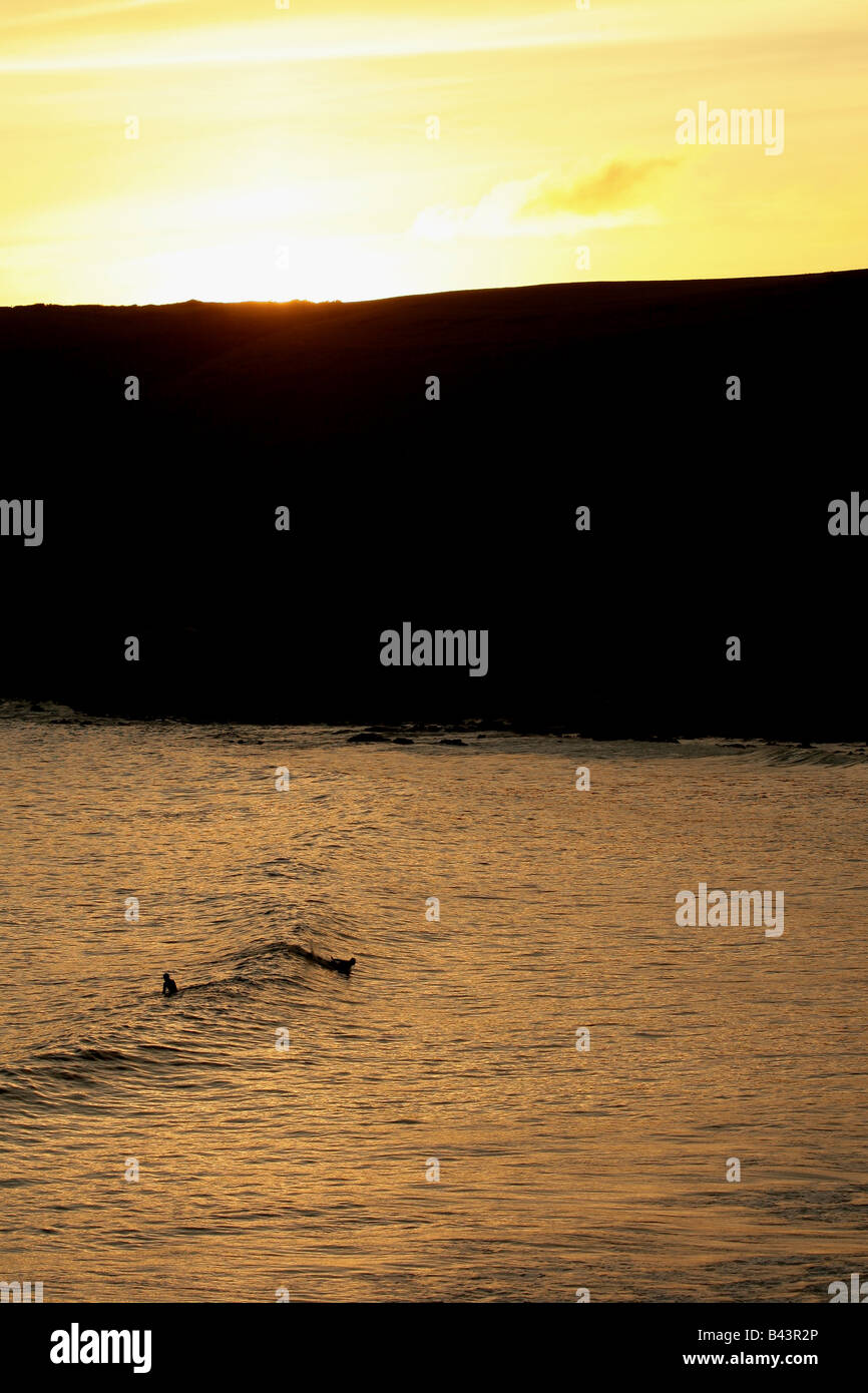 Surfing at manorbier hi-res stock photography and images - Alamy