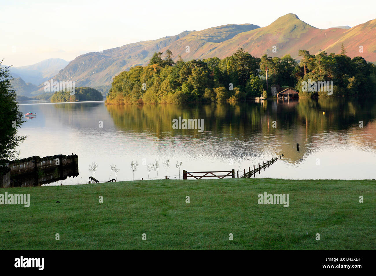 Derwentwater gate hi-res stock photography and images - Alamy