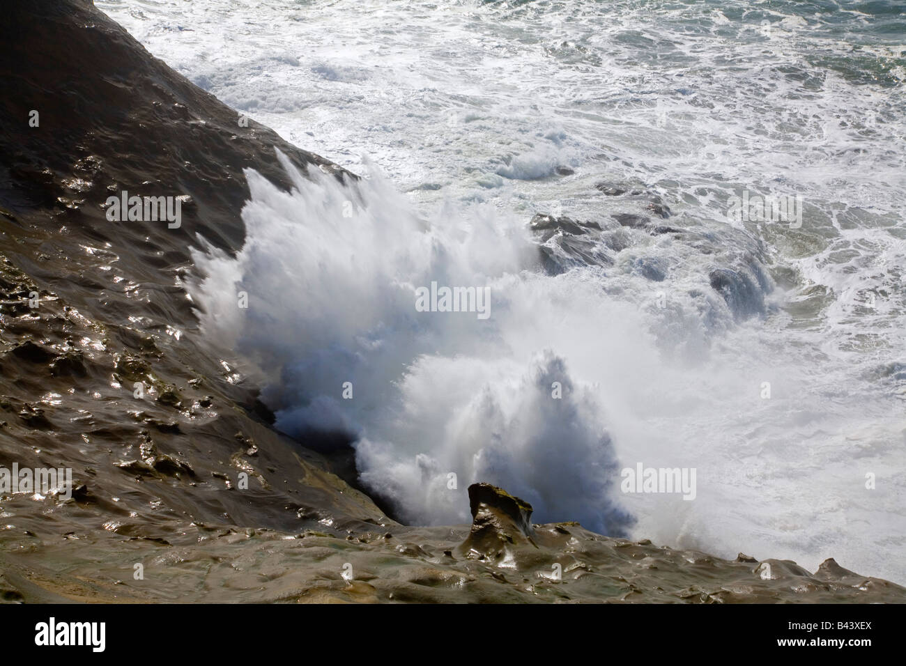 Waves crashing, Cape Kiwanda, Oregon, USA Stock Photo - Alamy