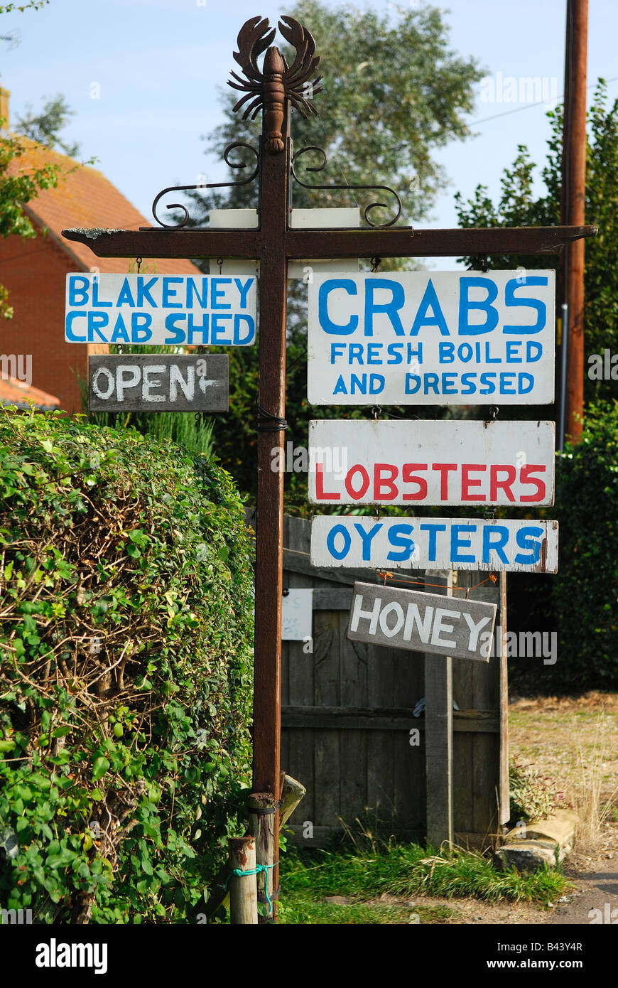 Seafood sign hi-res stock photography and images - Alamy
