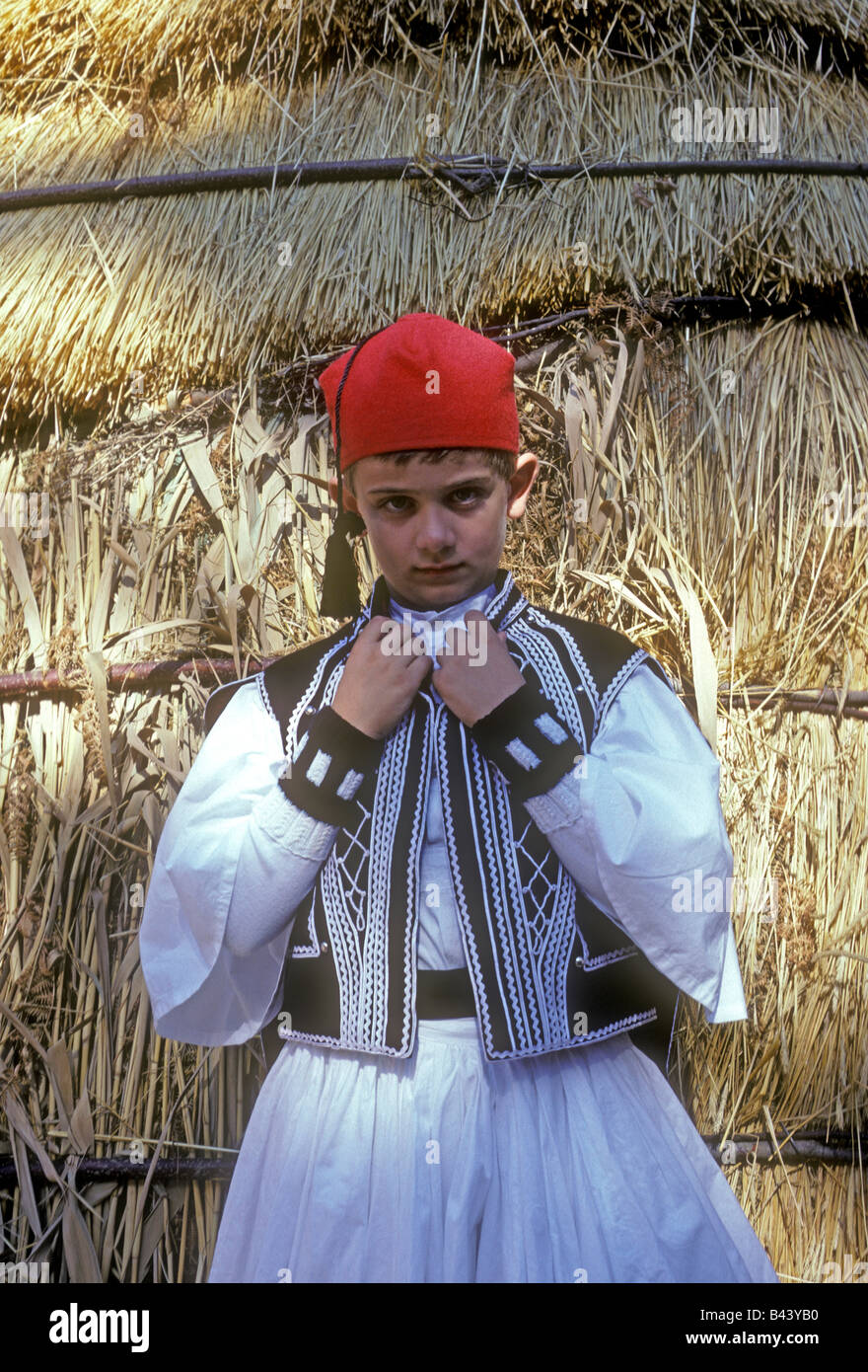 Greek boy traditional dress hi-res stock photography and images - Alamy