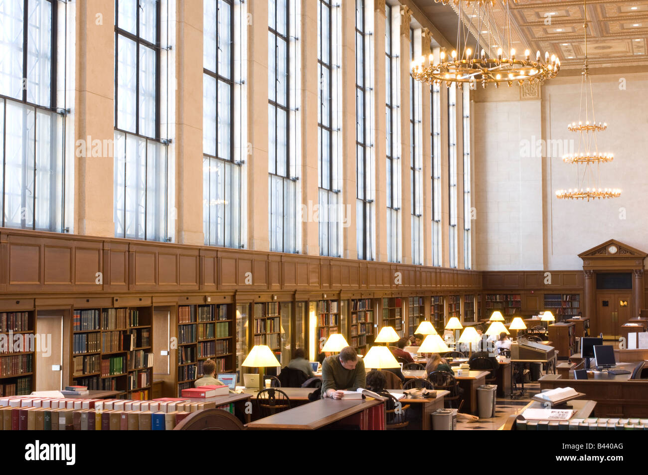Students studying at Butler Library, Columbia University, NY, NY Stock ...