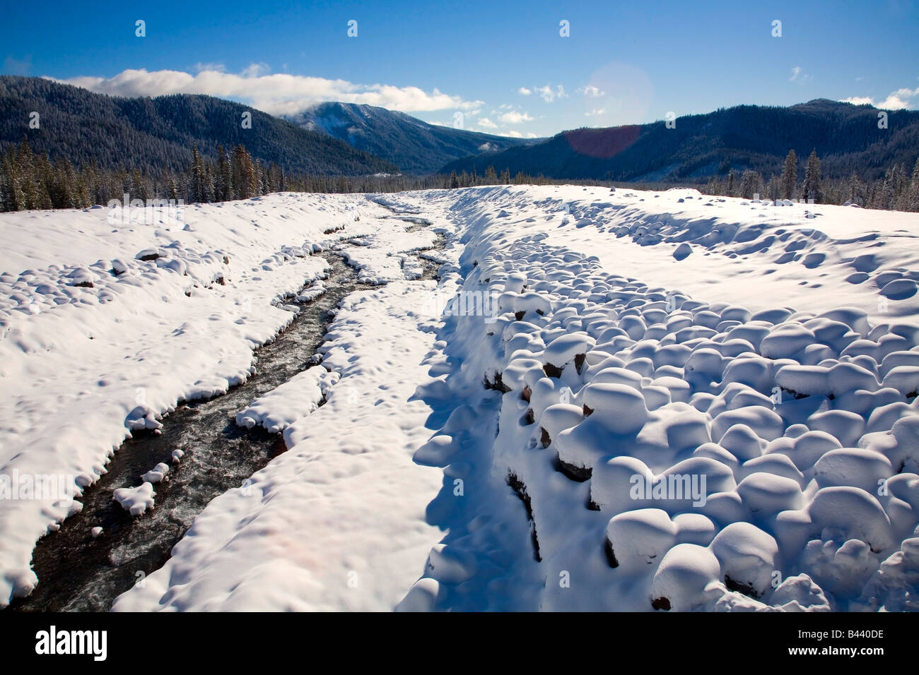 Snow-covered river, Cascades Mountains, Oregon, United States of ...
