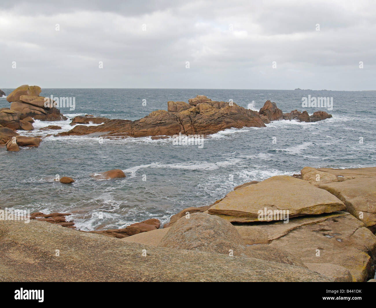 granit rocks at the coast in Finistere, France Stock Photo - Alamy