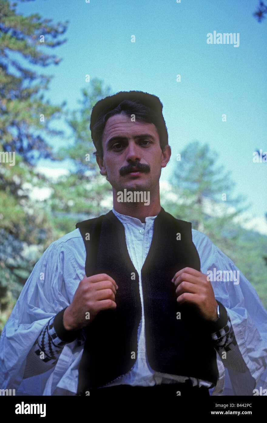 Greek man costume hi-res stock photography and images - Alamy