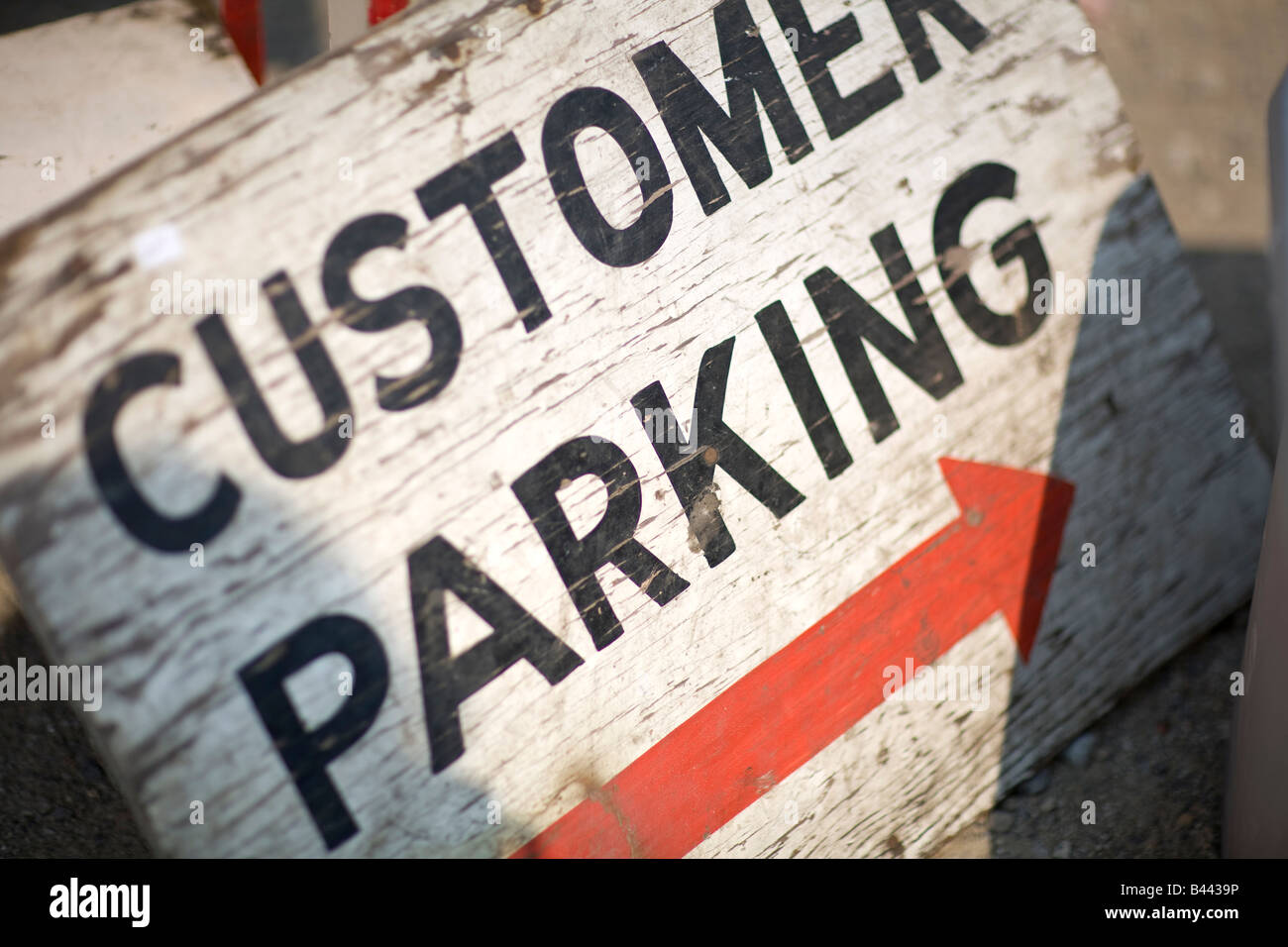Old Customer Parking sign Stock Photo - Alamy