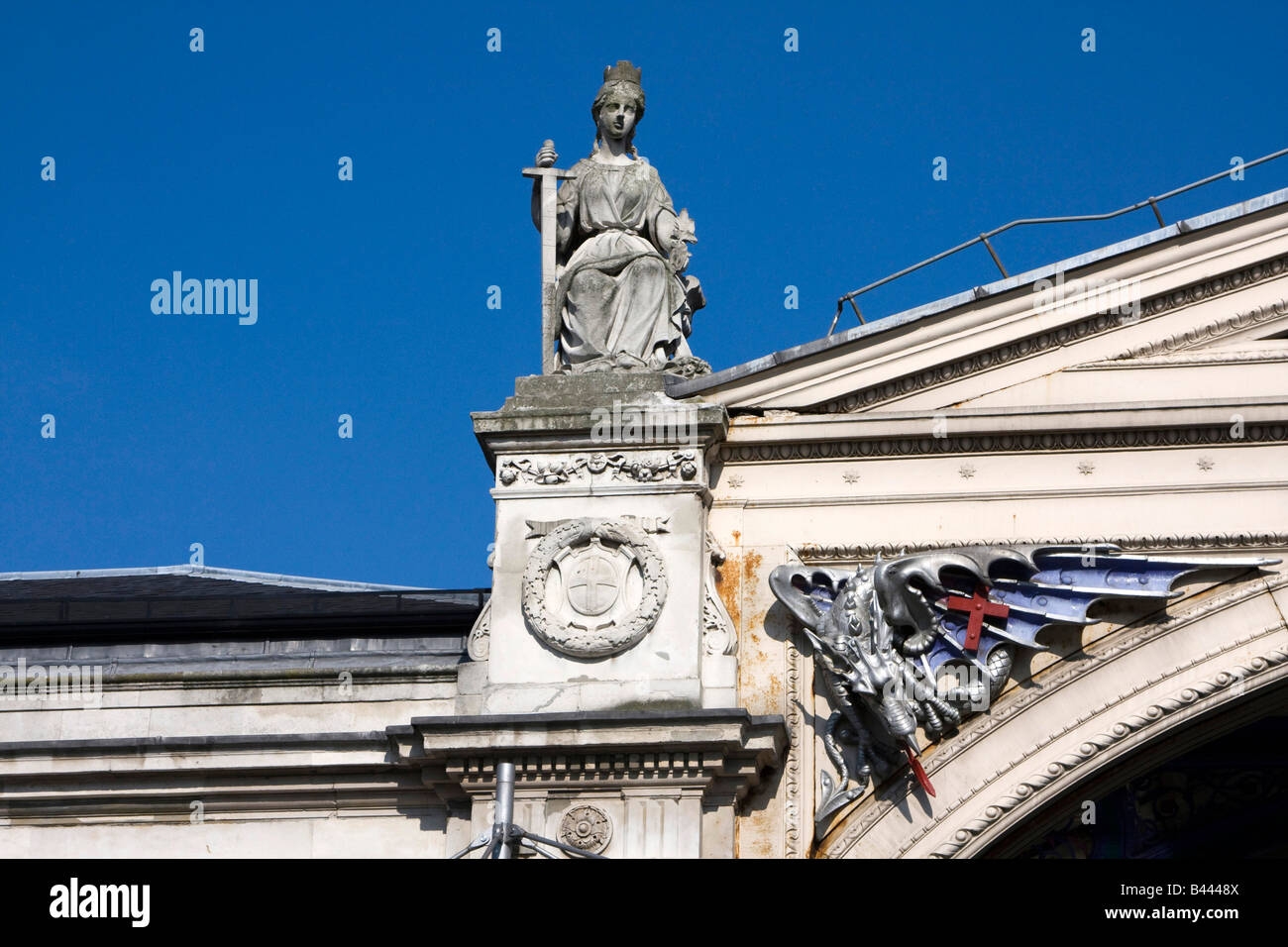 smithfield meat market building city of london england uk gb Stock ...