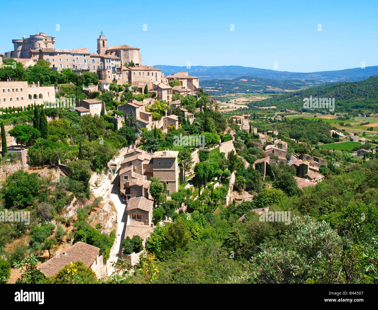 city view of Gordes, Provence, Frankreich Stock Photo - Alamy