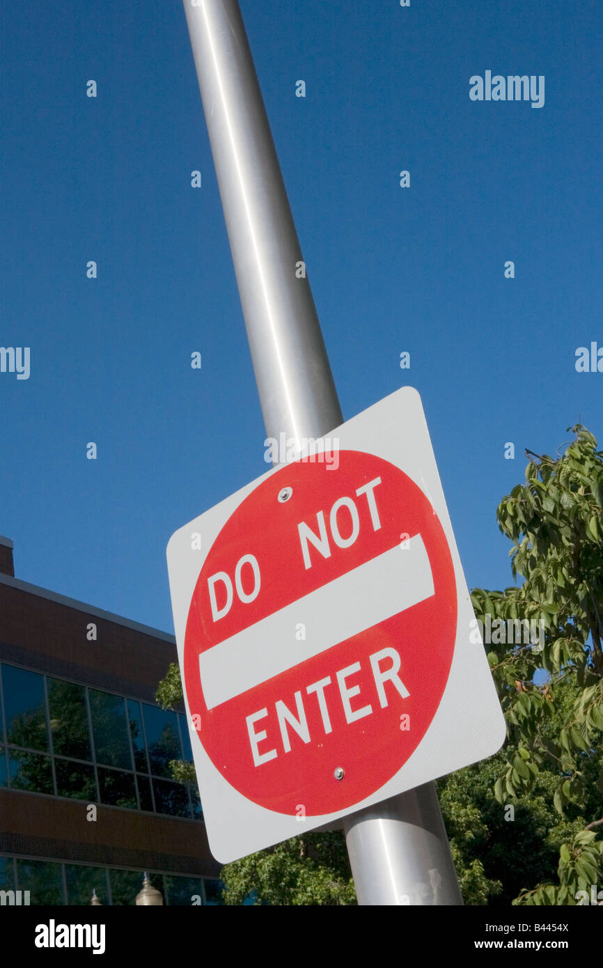 City of Portland Oregon OR USA Do Not enter sign on long post Stock ...