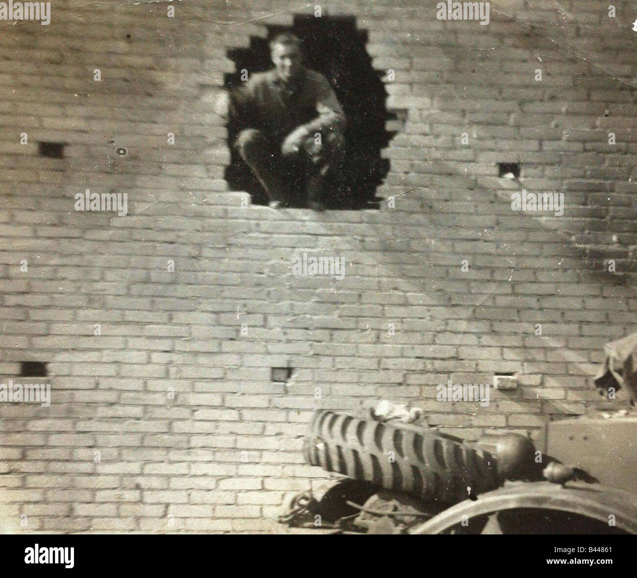 Mortar hole hi-res stock photography and images - Alamy