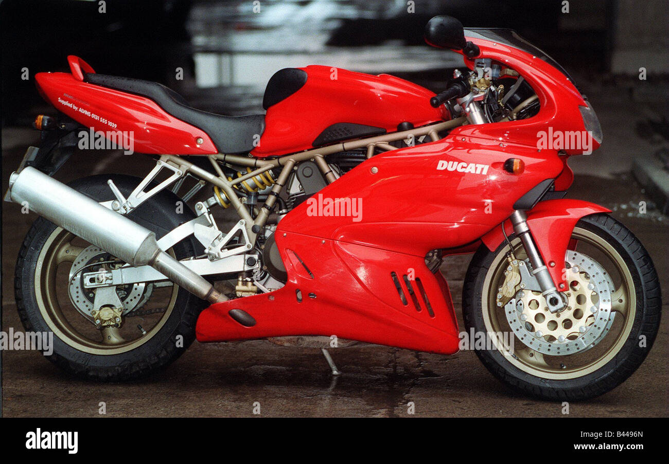 DUCATI 900ss January 1999 Red motorbike motorcycle Stock Photo - Alamy