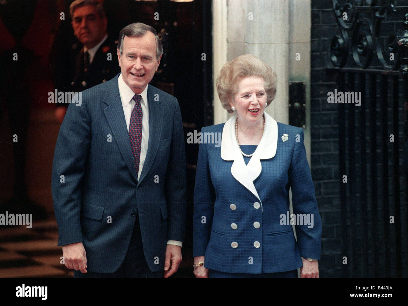 George Bush and Margaret Thatcher outside No 10 June 1988 Stock Photo ...