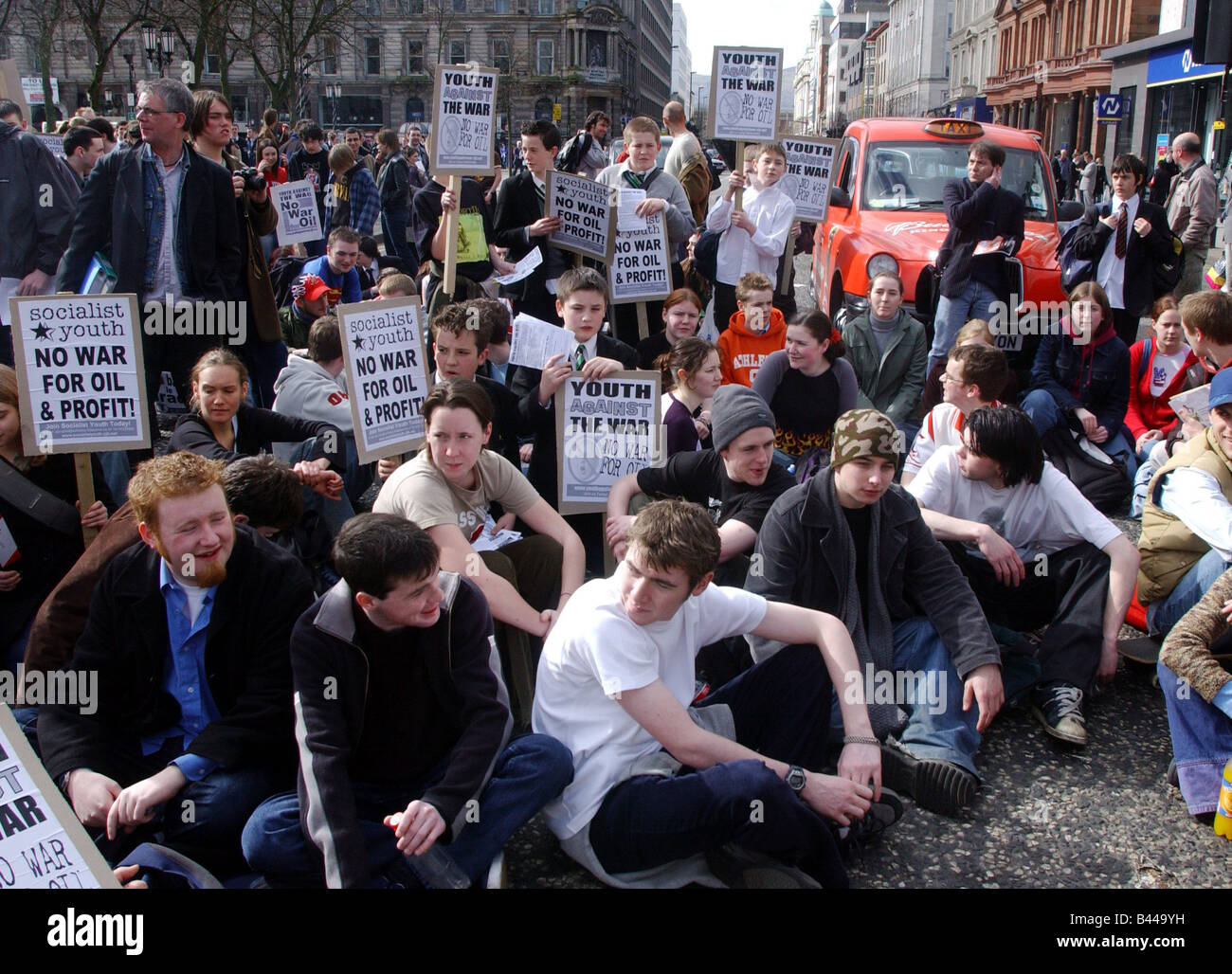 Belfast city hall protest hi-res stock photography and images - Alamy