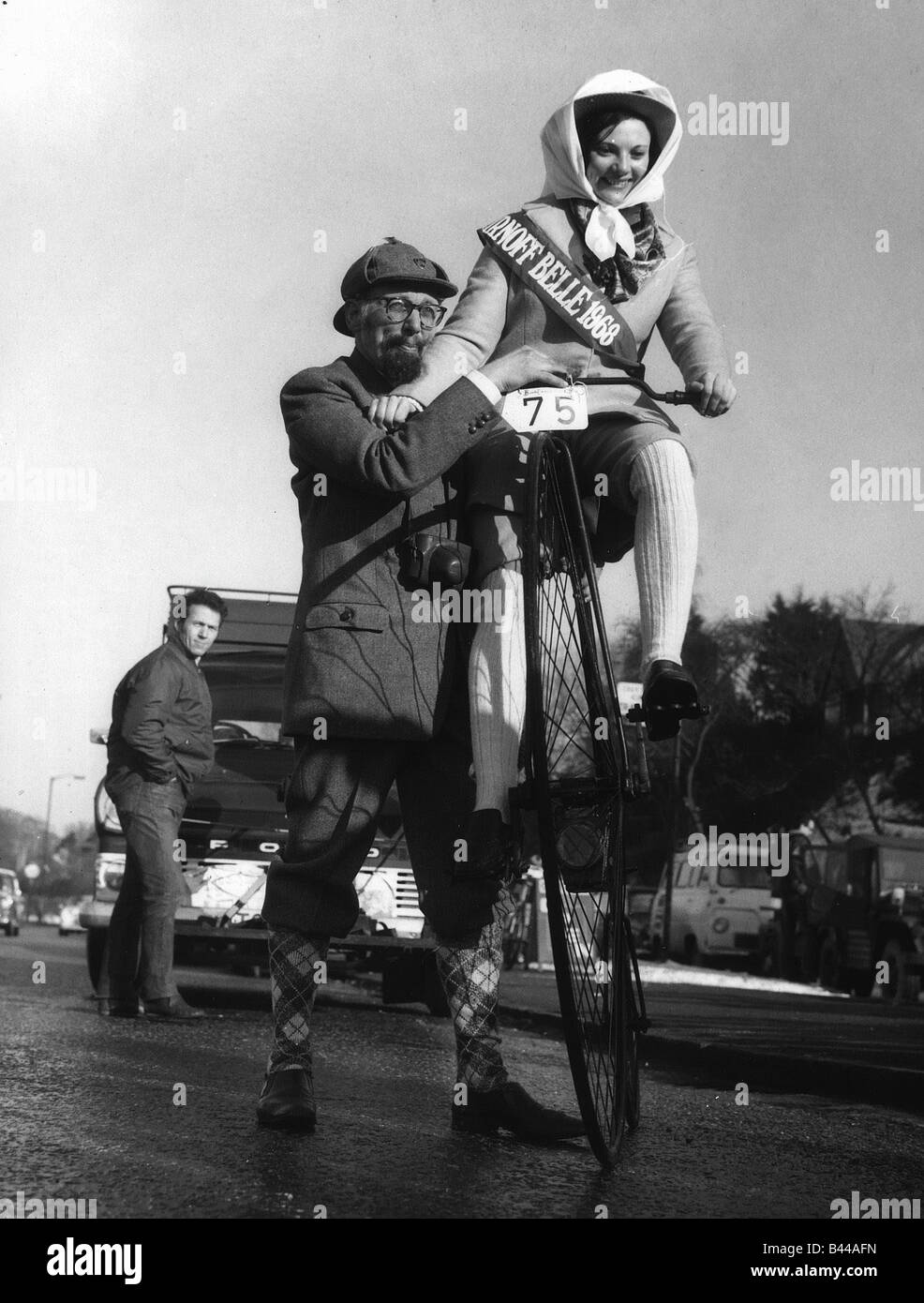 Veteran bicycle hi-res stock photography and images - Alamy