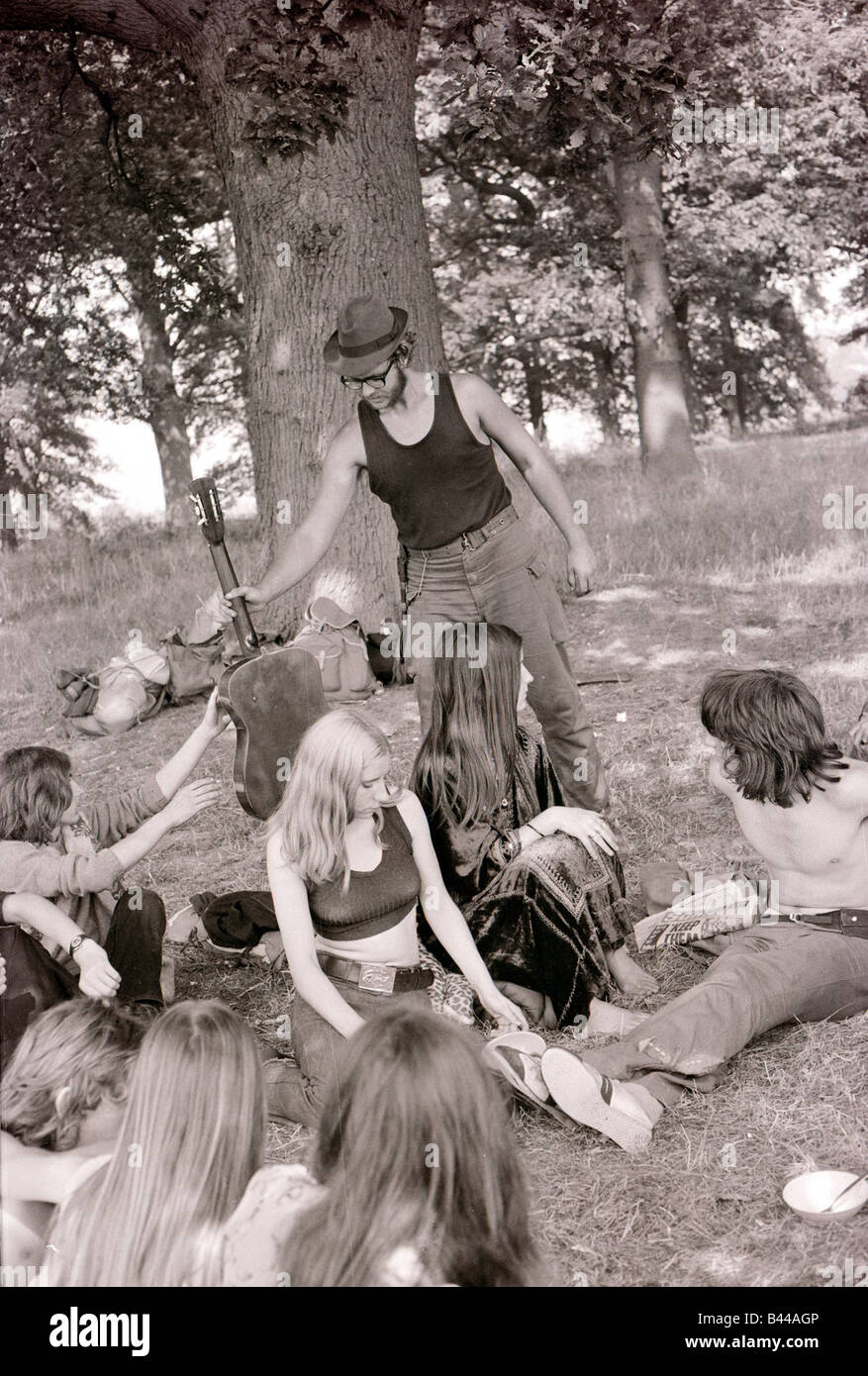 Hippy Festival Windsor Great Park August 1972 Groups of hippies from ...