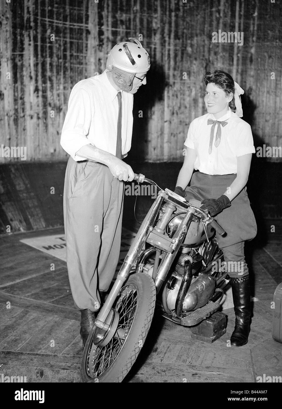 Juliett Mitchel Wall of Death stunt motorcycle rider Motorcycle Stunts ...