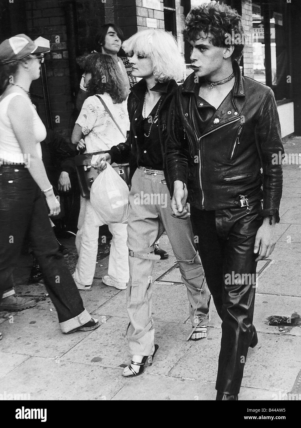 Youth Punk Rockers tour the Kings Road Stock Photo - Alamy