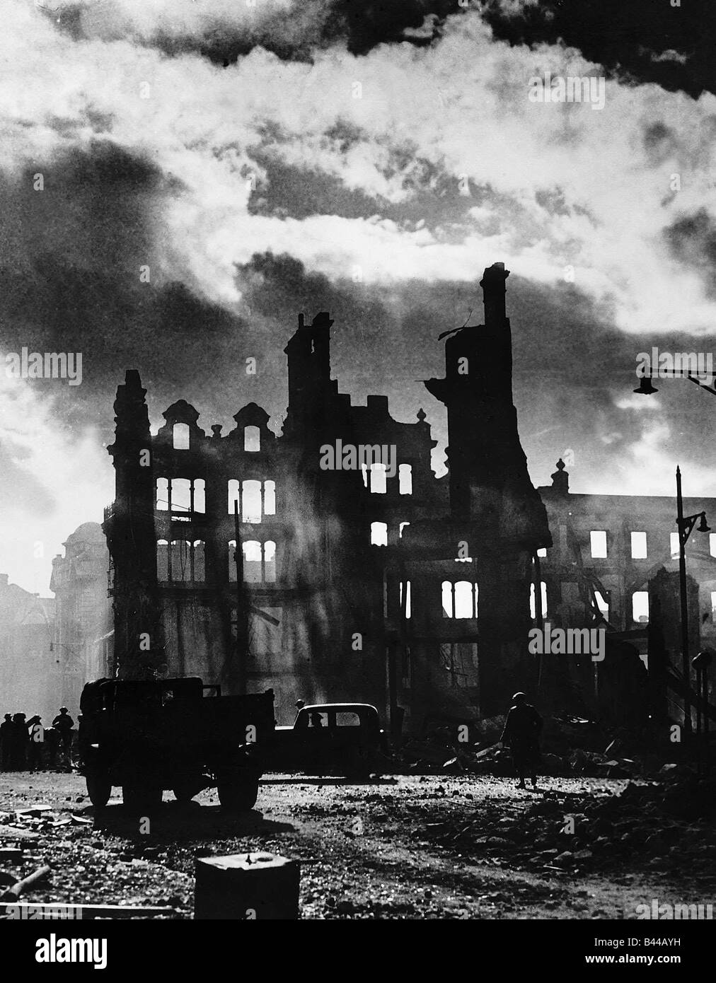 Blitz attack hi-res stock photography and images - Alamy