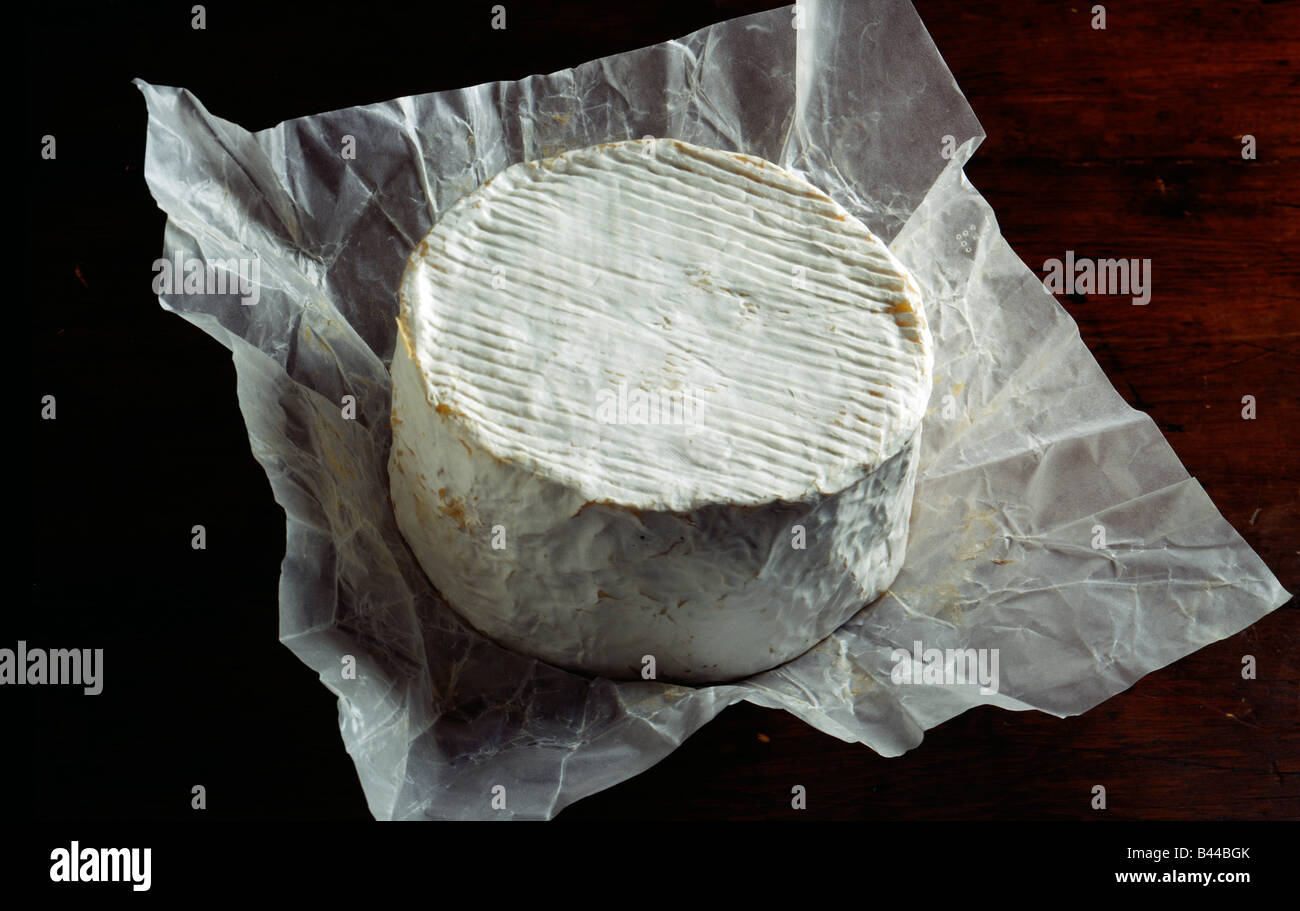 Chaource cheese hi-res stock photography and images - Alamy