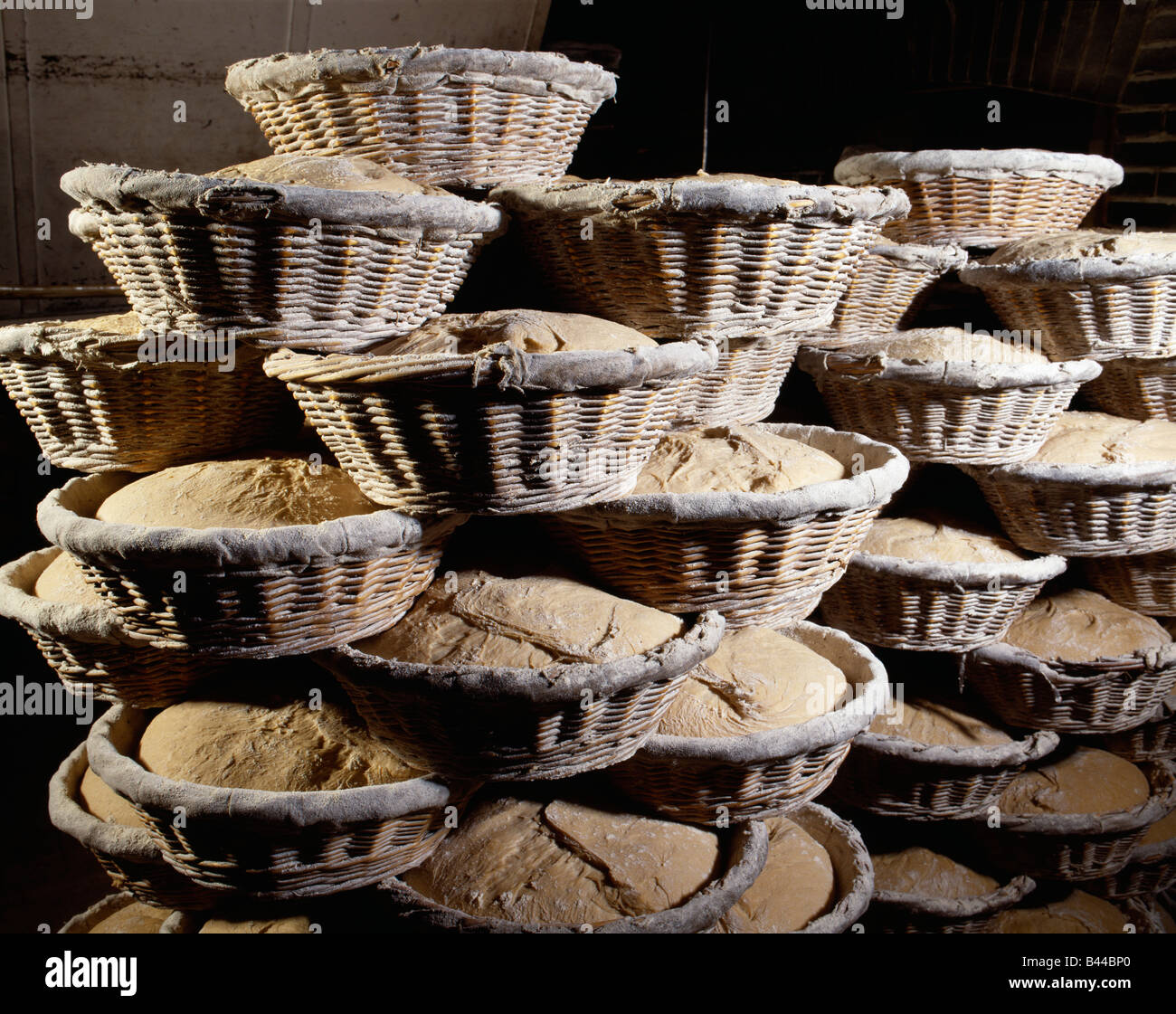 Baskets of breads hi-res stock photography and images - Alamy