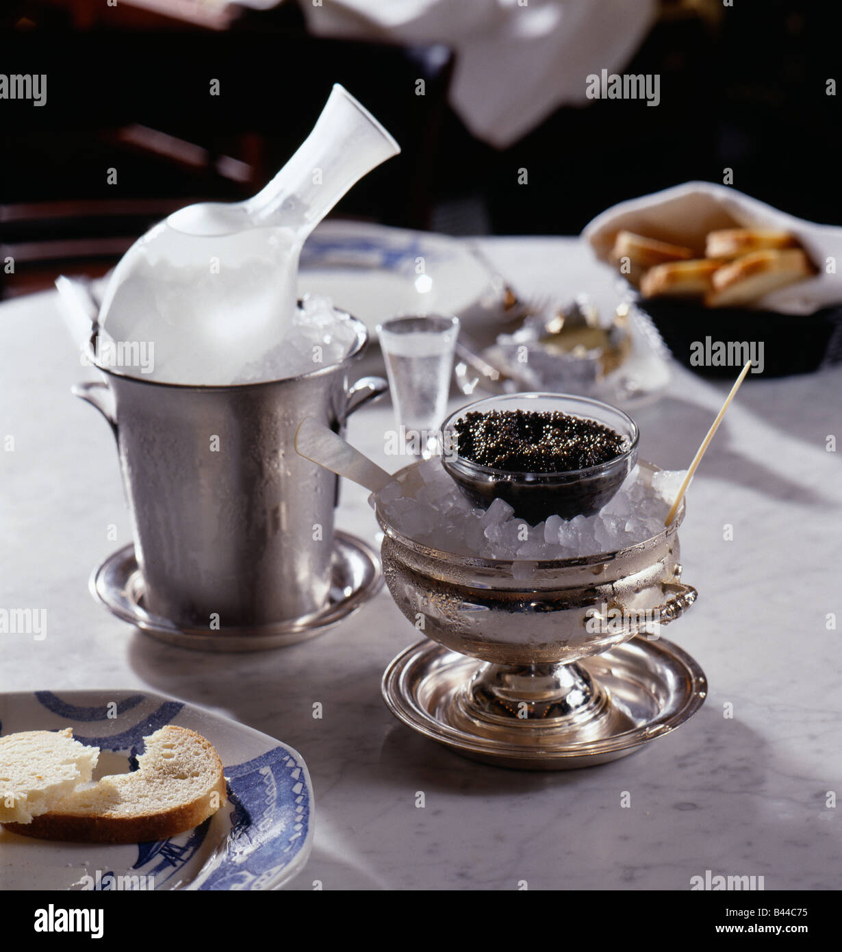 Caviar and vodka Stock Photo - Alamy