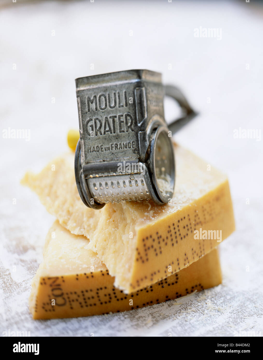 lumps of Parmigiano reggiano parmesan Stock Photo - Alamy