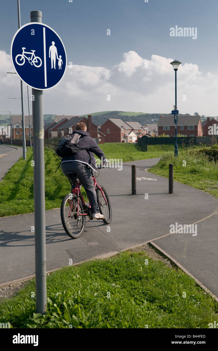 Cycle cycling route bike bicycle hi-res stock photography and images ...