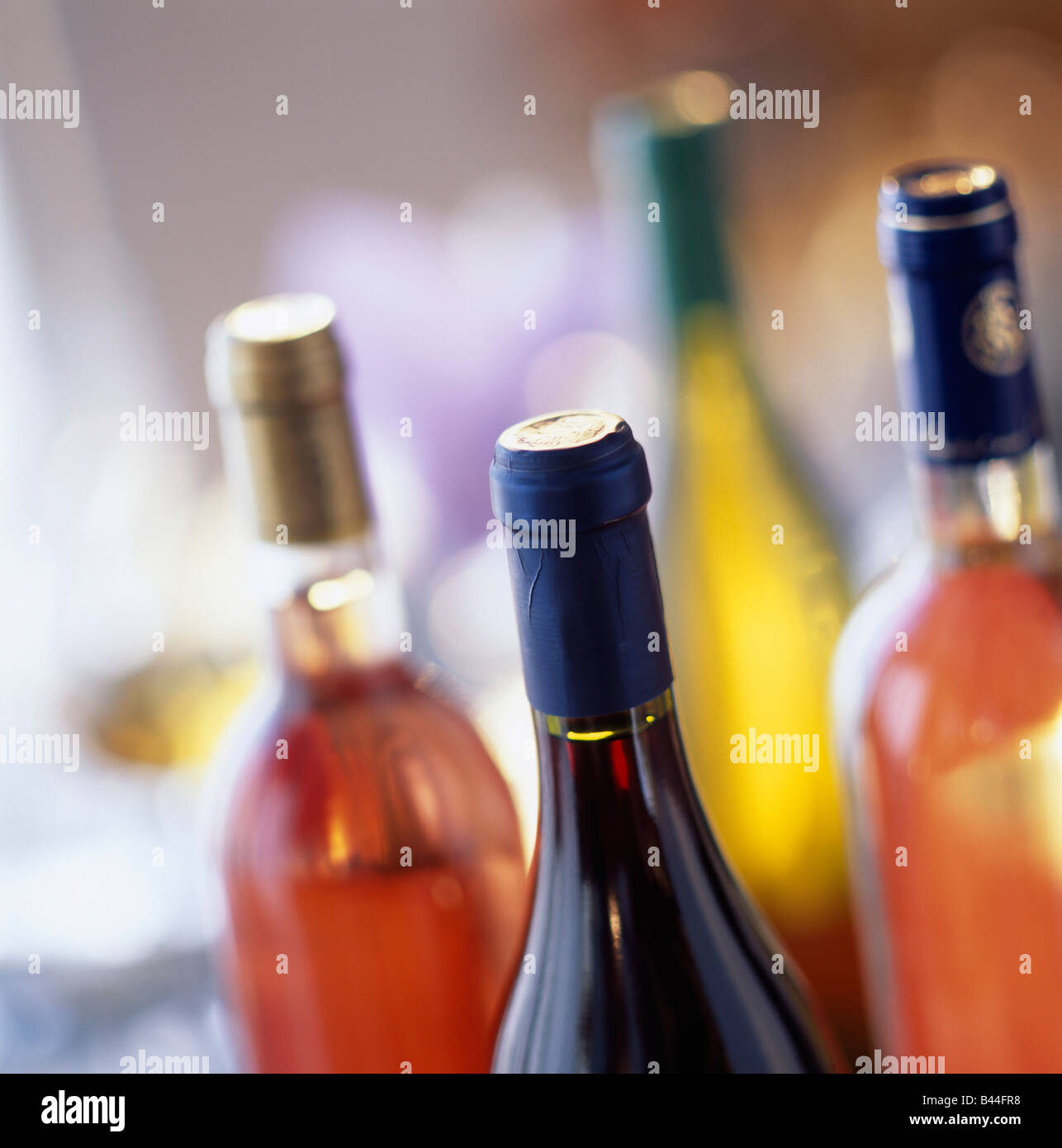 Bottles of wine Stock Photo - Alamy