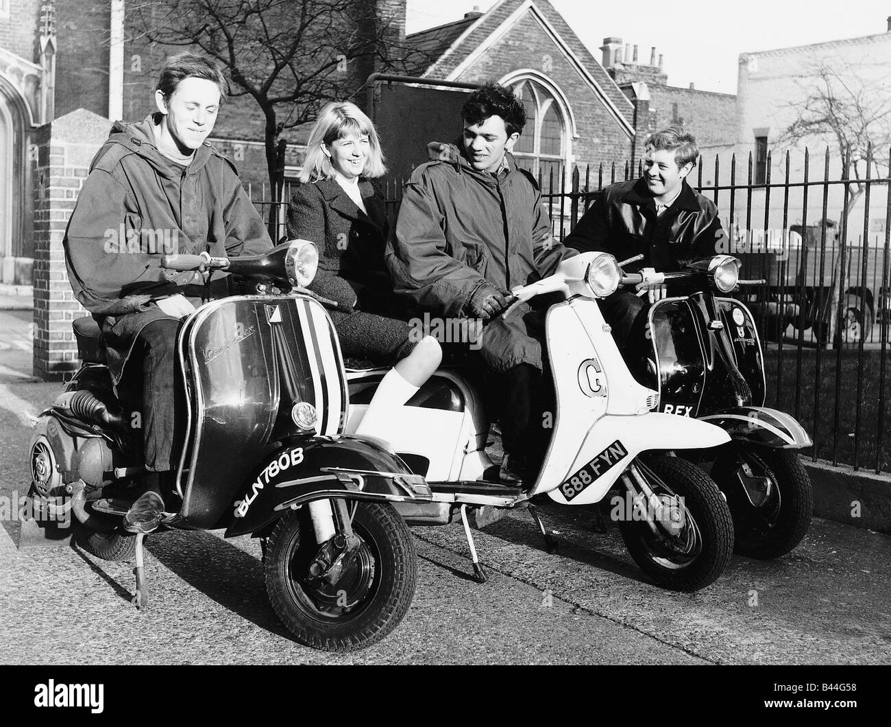 Mod fashion hi-res stock photography and images - Alamy