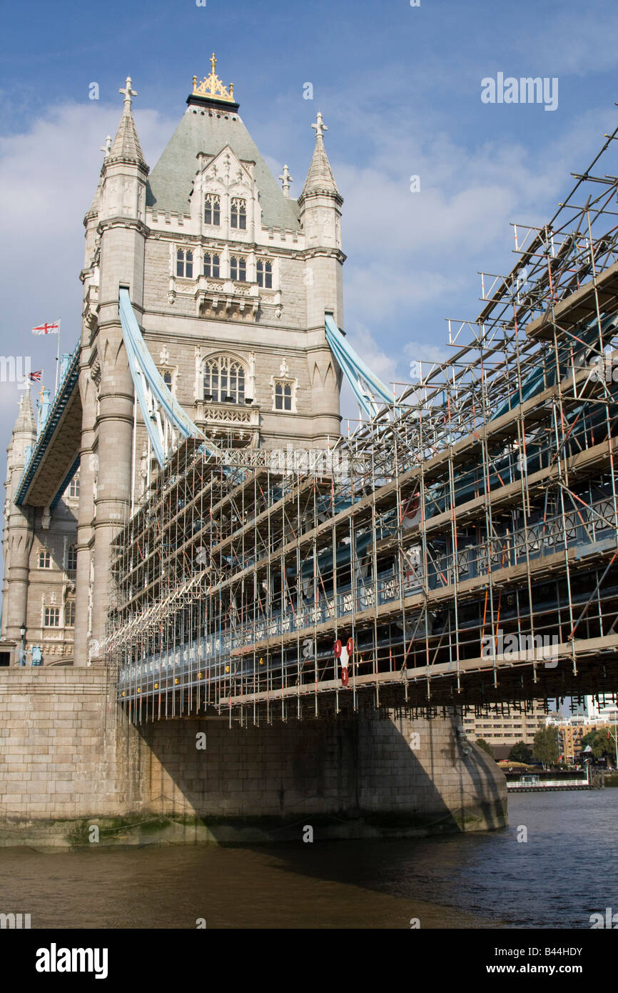 tower bridge refurbishment painting works city of london england uk gb ...