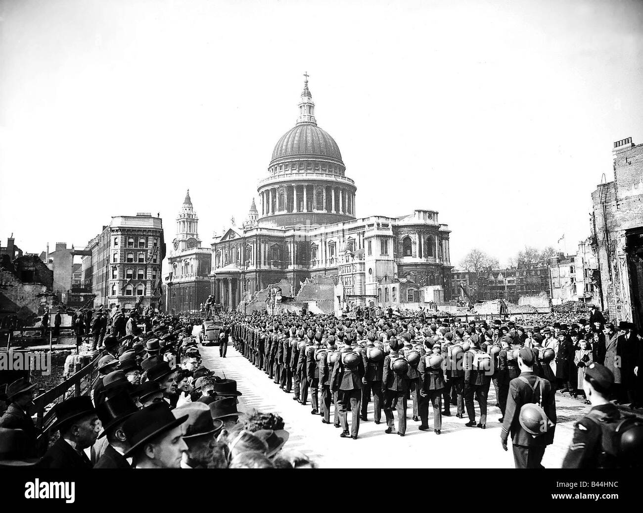 Warship Week parade passes St Paul s Cathedral in the City of London ...