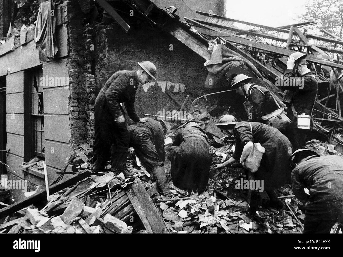 Arp police searching house in hi-res stock photography and images - Alamy