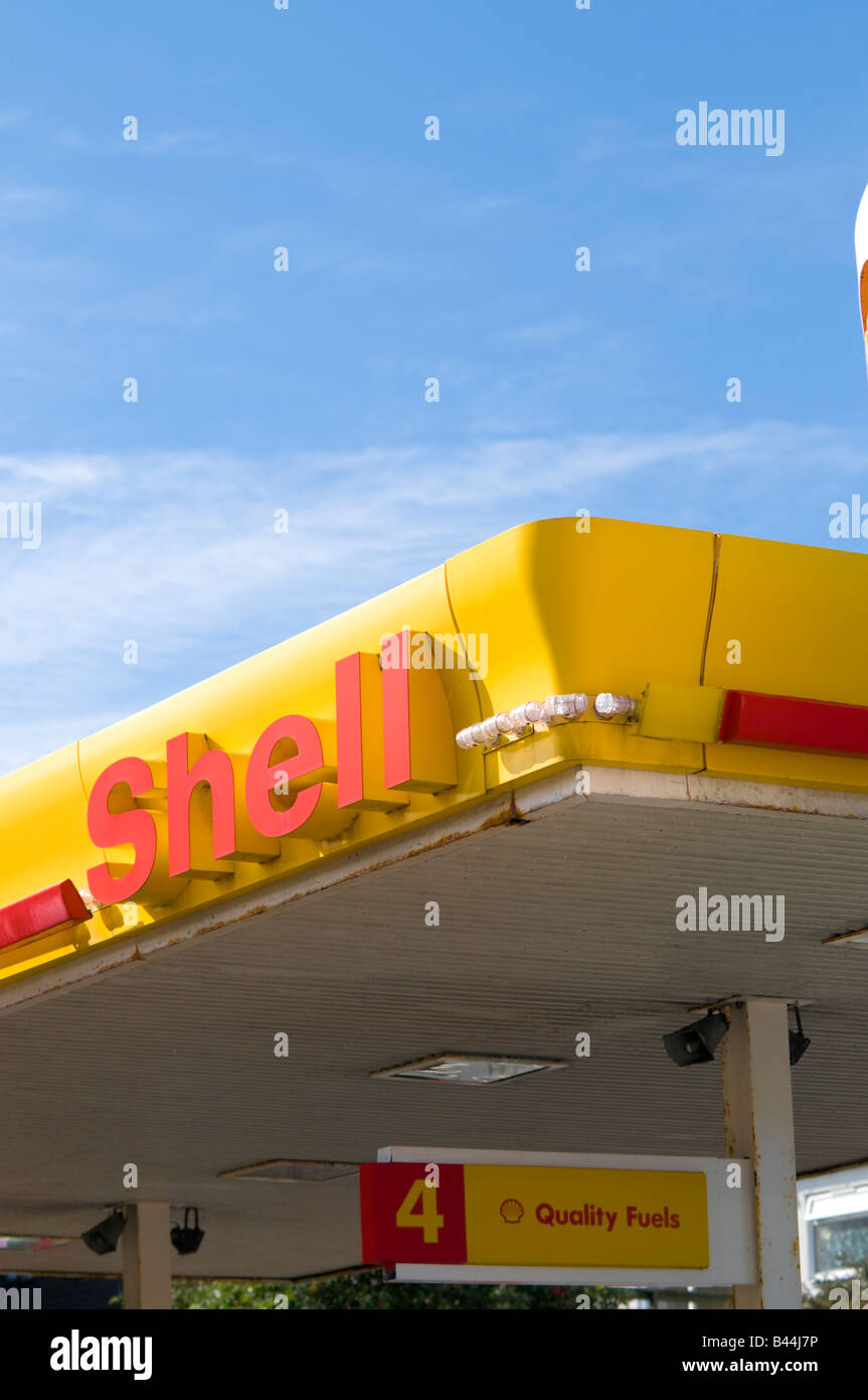 Shell Garage Logo