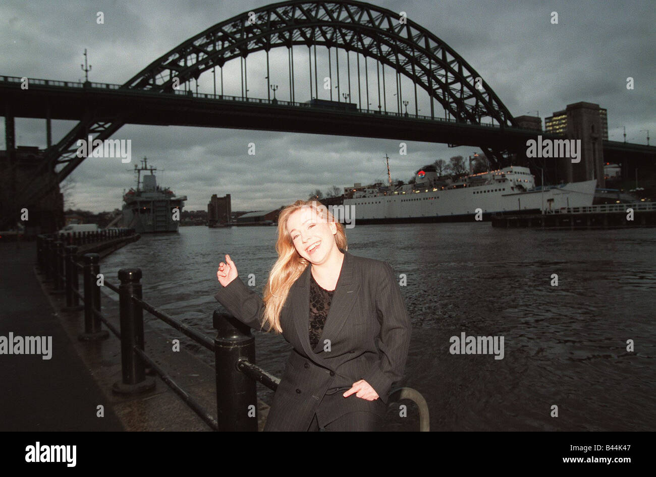 Lowri Turner tv presenter and journalist standing beside the Tyne ...