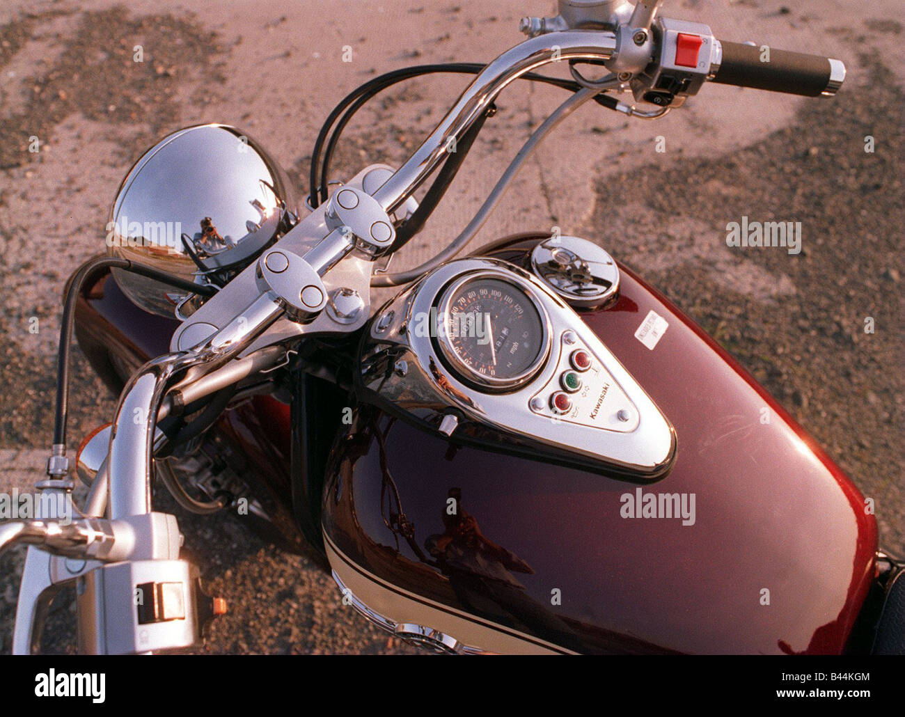 Kawasaki V Classic motorbike October 1997 handlebars controls Stock ...