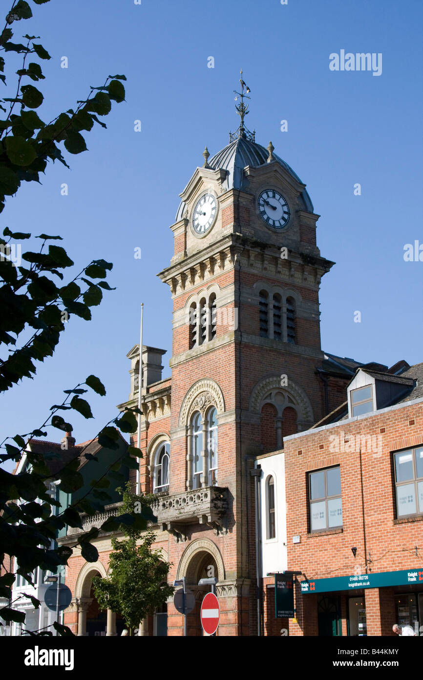 Hungerford high street hi-res stock photography and images - Alamy