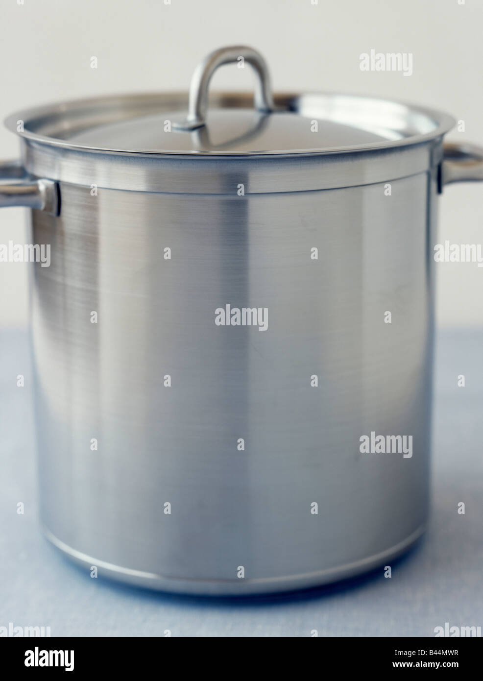 Stewpot hi-res stock photography and images - Alamy