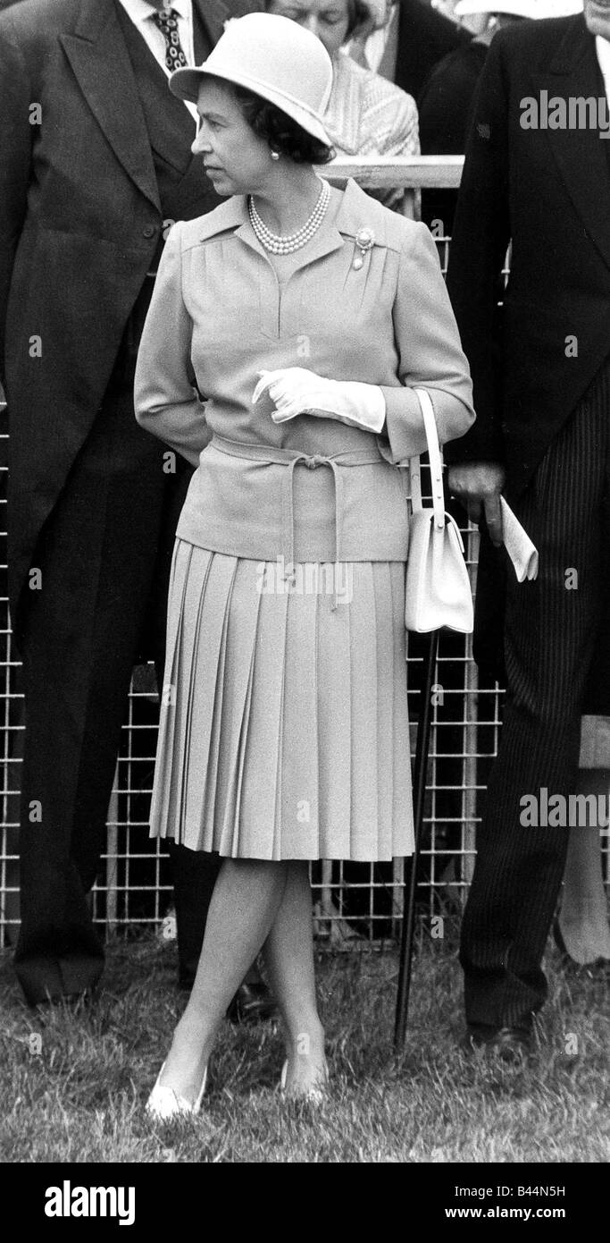 Queen Elizabeth II The Derby Epsom June 1978 The Queen at the Derby ...
