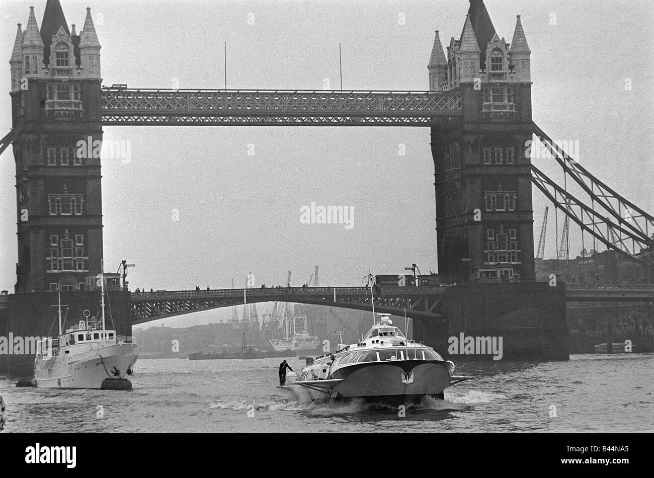 Russian built Hydrfoil ferry boat August 1968 sailing under Tower ...